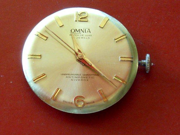 SAT OMNIA WATCH DE LUXE SWISS 17 JEWELS NIVAROX