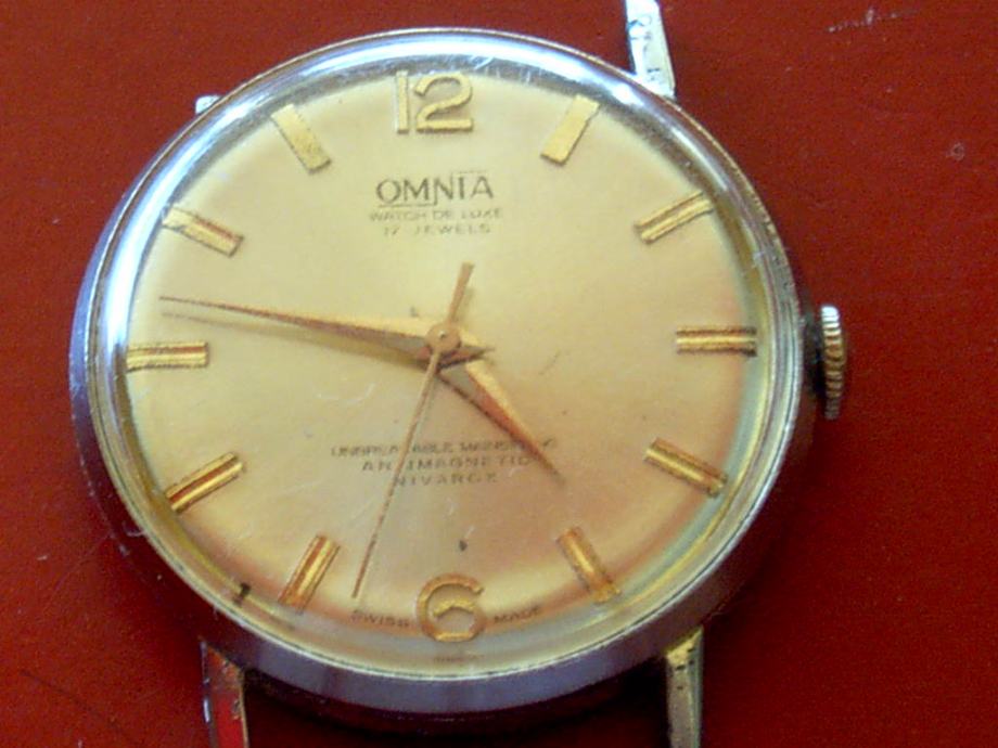 SAT OMNIA WATCH DE LUXE SWISS 17 JEWELS NIVAROX