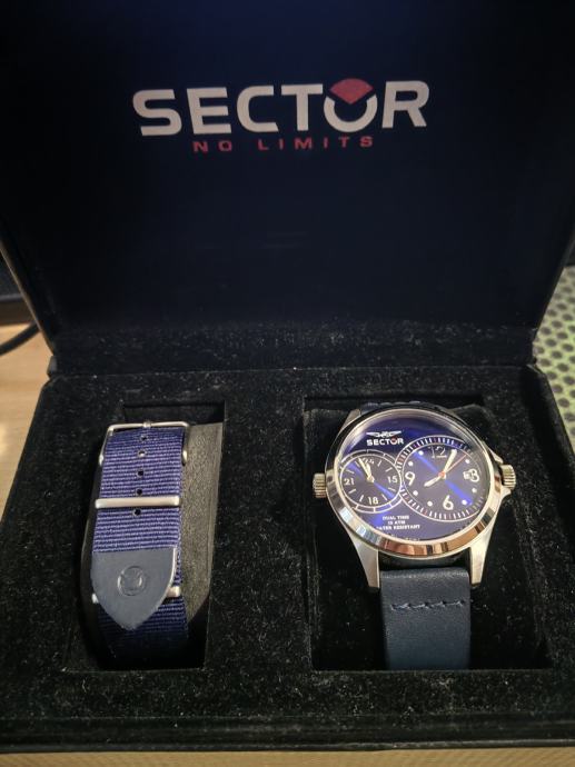 Sector watch blue