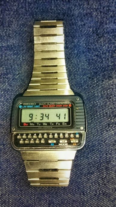 Seiko c439-5010 digitalni sat sa kalkulatorom