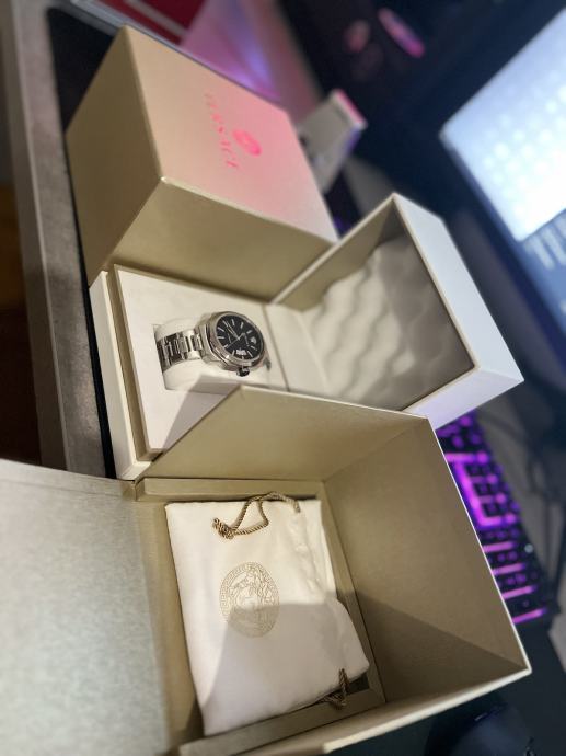 Versace DYLOS muski sat - garancija 4 godine