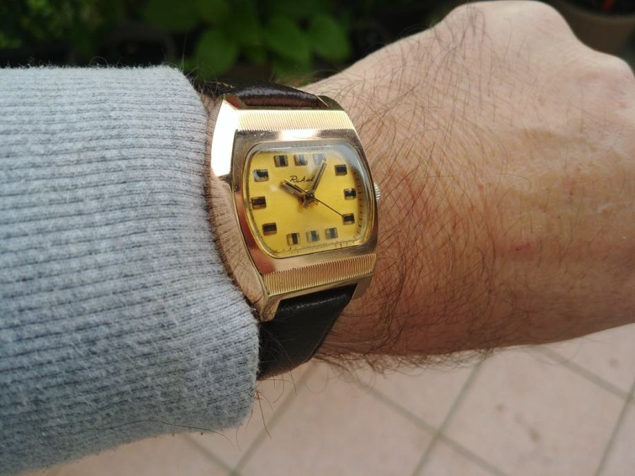 Vintage Raketa sat, tzv. Raketa TV - pozlata AU12,5+ ****SNIŽENO****