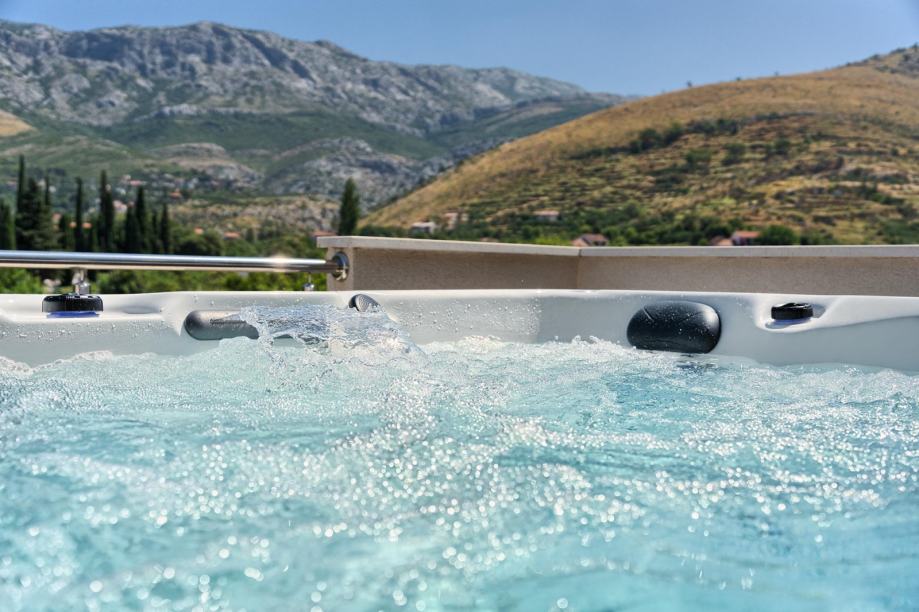 RELAX PENTHOUSE - DJEVOJAČKE, ROĐENDANI, OBITELJSKE PROSLAVE / SPLIT