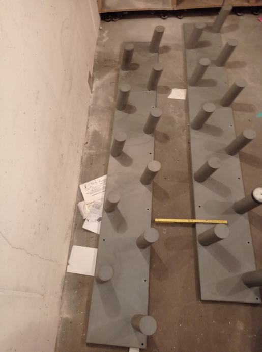 Metalni zidni nosači