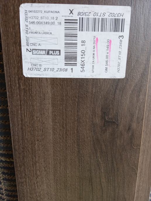 RESTLOVI IVERALA 18 MM EGGER - DRVNI DEKORI