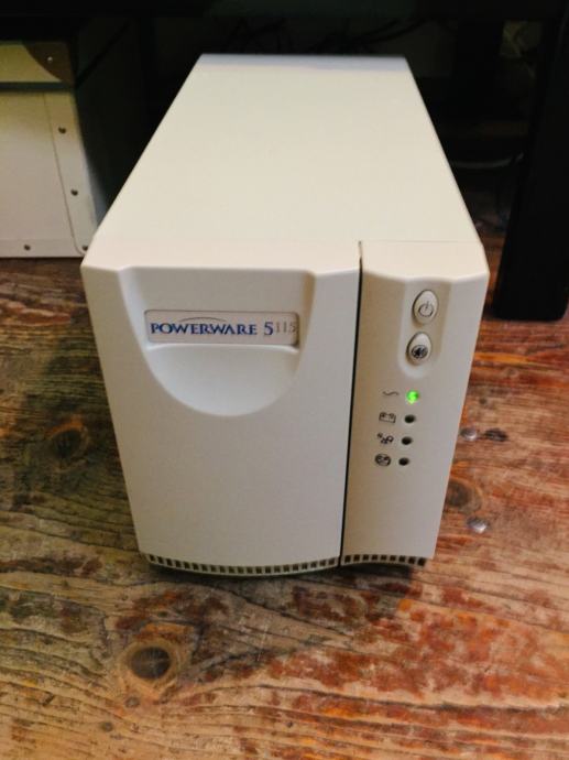 Eaton PowerWare 5115 750VA/500w cisti sinus 24V/230V UPS
