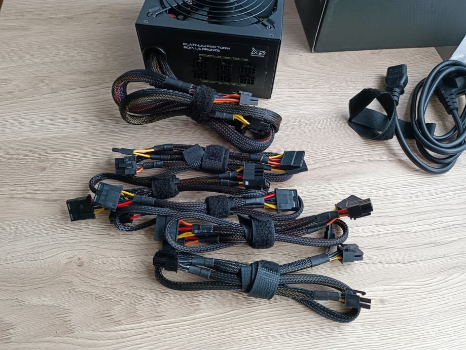 Napajanje MS PLATINUM PRO 80PLUS 700W, modular