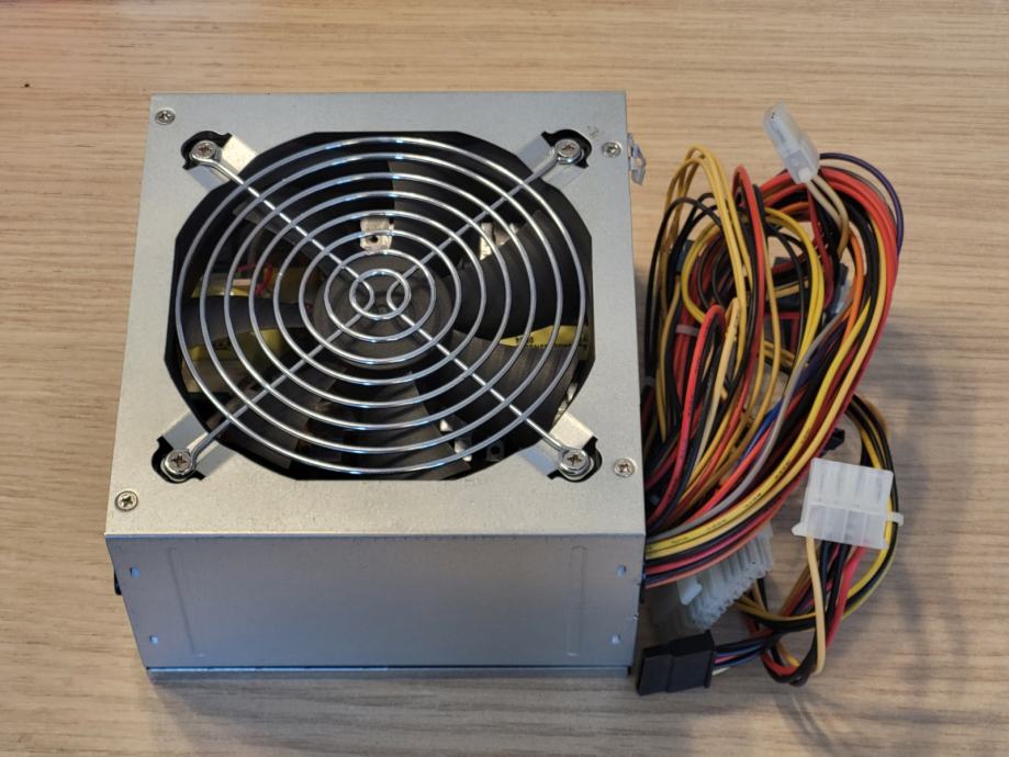 PC napajanje 500W