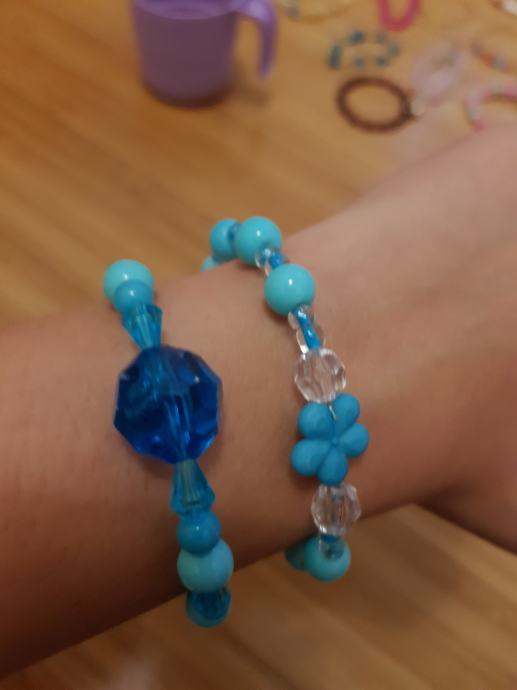 NARUKVICE PRODAJEM SVAKU PO 20,00 KN, 5 NARUKVICA 75KN