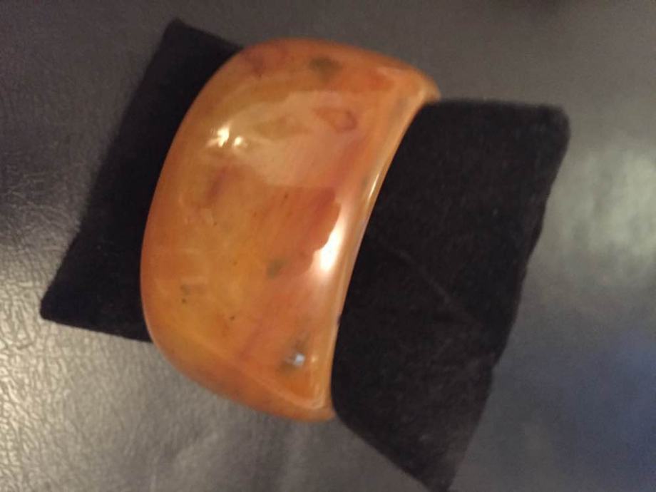 Oversize efektna okrugla statement narukvica jantar style novo!