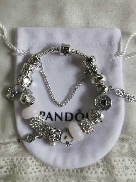 Pandora narukvica, bijelo srce, nova!