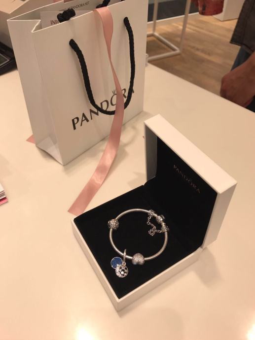 Pandora narukvica i privjesci