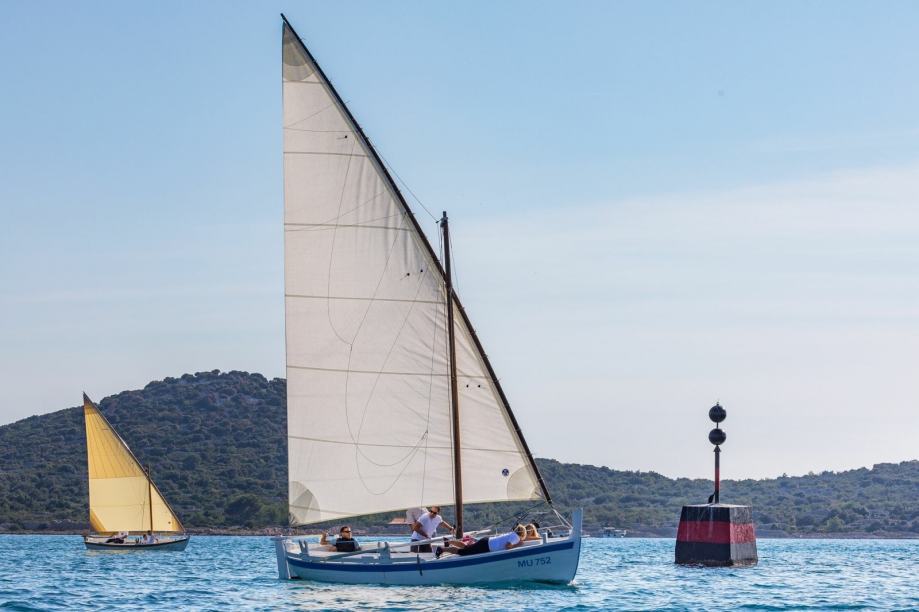 Lantina za latinsko jedro