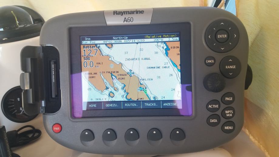 RAYMARINE A60 Fishfinder / Ploter + Navionics kartografija