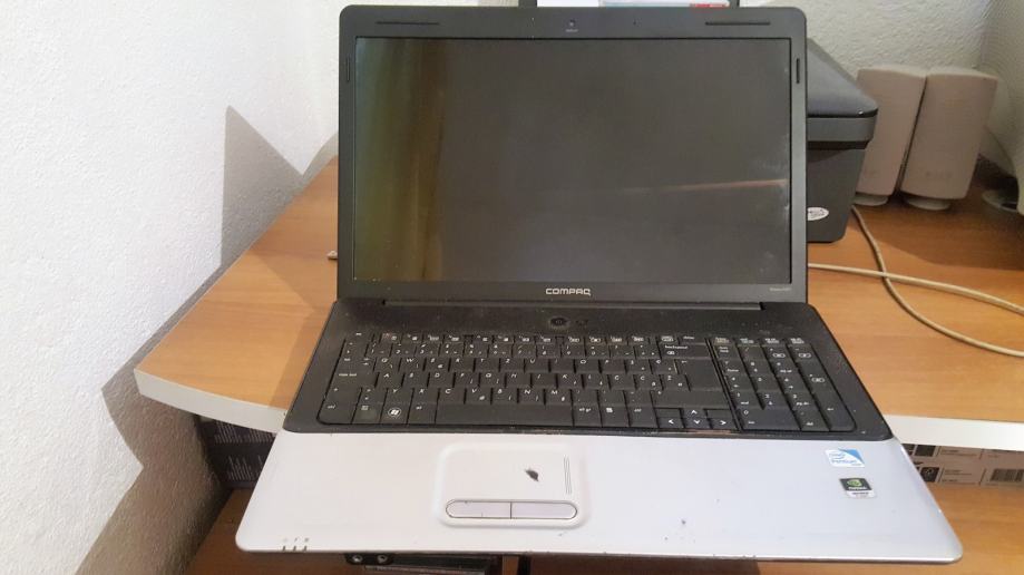 Compaq Presario CQ70 za dijelove,17,RAM 4GB, matična neradi PRILIKA!