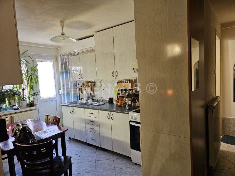 2-SOBAN STANČIĆ 33 m2 S BALKONOM, ĐUREK! PRILIKA! (prodaja)