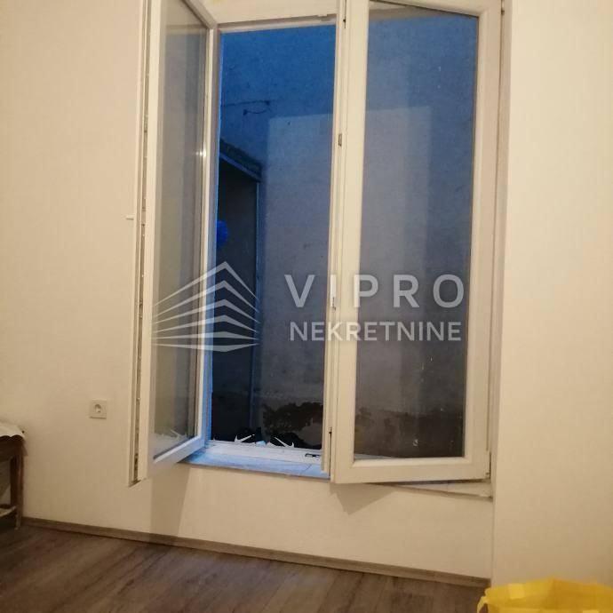 26 m2, garsonijera, ADAPTIRAN, Schlosserove stube, Kaptol, Trg bana Jo ...