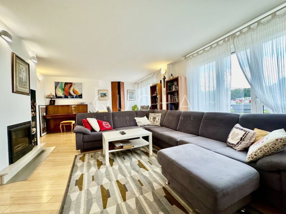 5-s stan 150 m2 + terasa + garaža + parking, MAKSIMIR (prodaja)