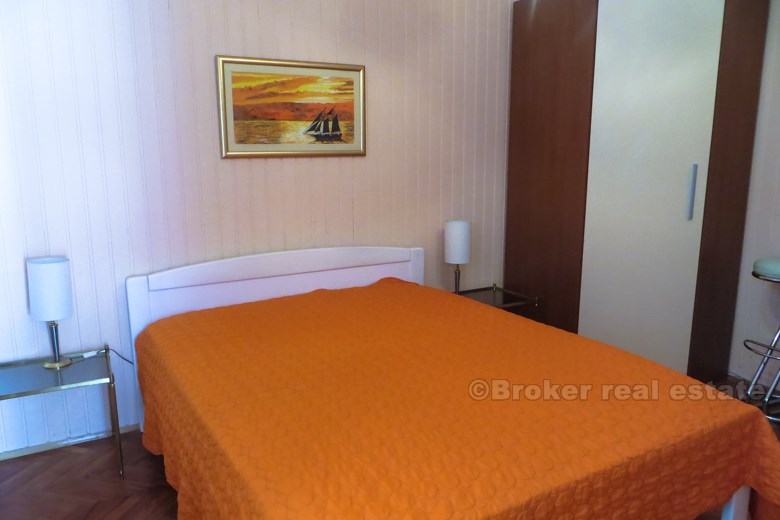 Apartman u centru grada s pravom nadogradnje jos jednog kata, PRILIKA ...