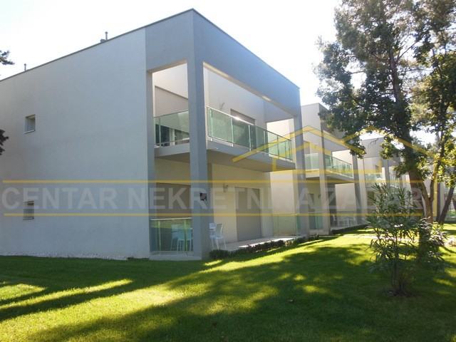 Biograd, apartmani u turističkom resortu (prodaja)
