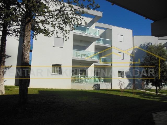 Biograd, apartmani u turističkom resortu (prodaja)