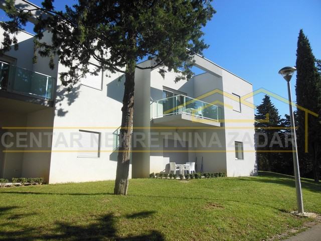 Biograd, apartmani u turističkom resortu (prodaja)
