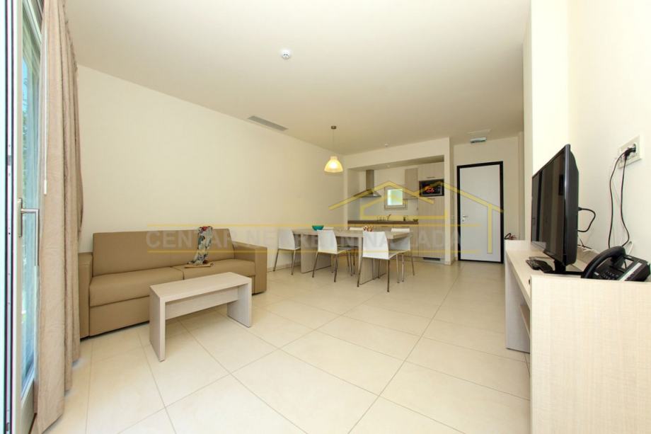 Biograd, apartmani u turističkom resortu (prodaja)