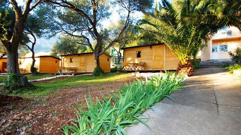 Auto kamp - turističko naselje (resort Dalmacija) Zaostrog, 13.784 m2