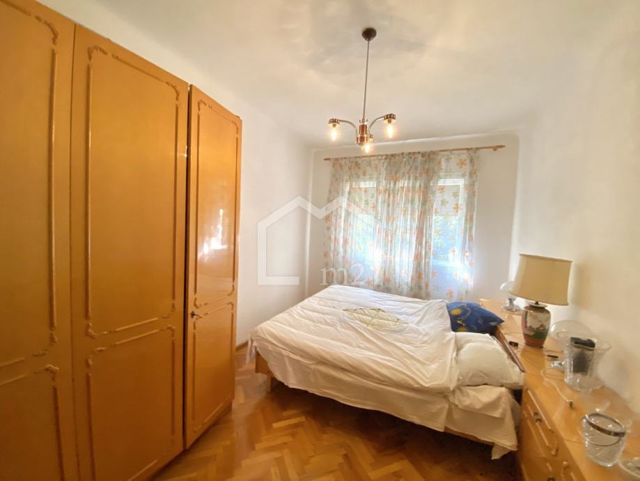 BAČVICE ODLIČNA LOKACIJA DVOSOBAN - VISOKI PLAFONI (prodaja)