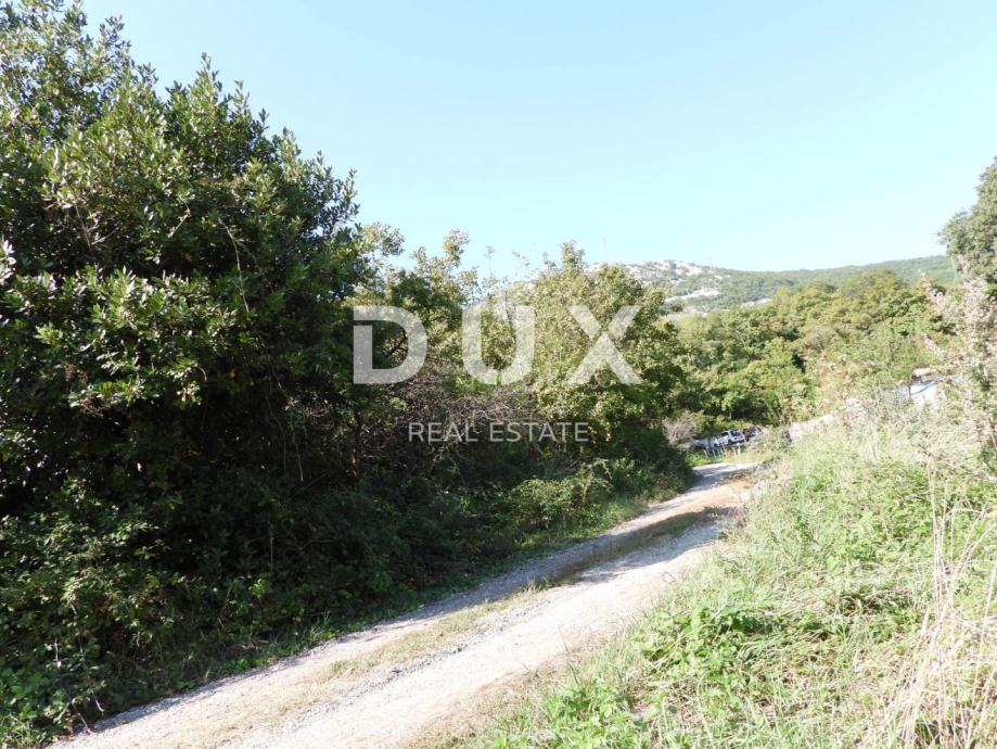 BAKAR, CENTAR - građevinsko zemljište u strogom centru grada Bakra 1.3