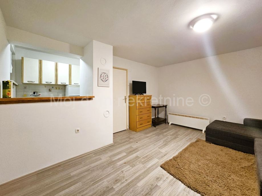 Botinec, lijep 2 soban stan, 45.10m2 (prodaja)