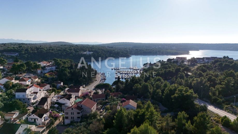 Brač, Milna -građ. zemljište u blizini mora, 470 m2, PRODAJA