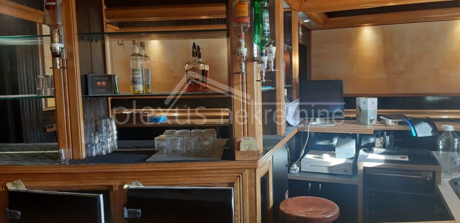 Caffe bar u centru (prodaja): Split, Dobri, 38 m2 (prodaja)