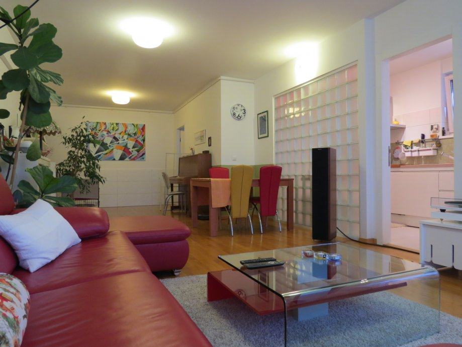 CENTAR 150m2, Slovenska (luksuzan 4soban stan + garaža) (iznajmljivanje)