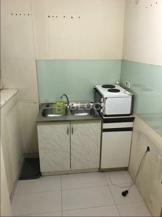 PRILIKA, centar, 30 m2 (prodaja)