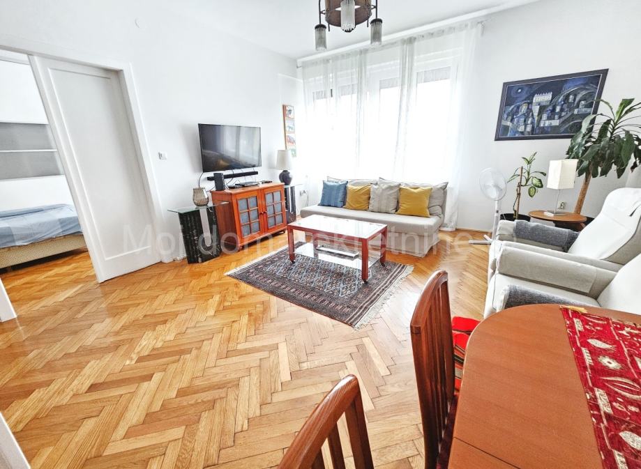 Centar; Bauerova, uređen 3soban stan s balkonom, 4.kat, lift, 81,39m2 ...