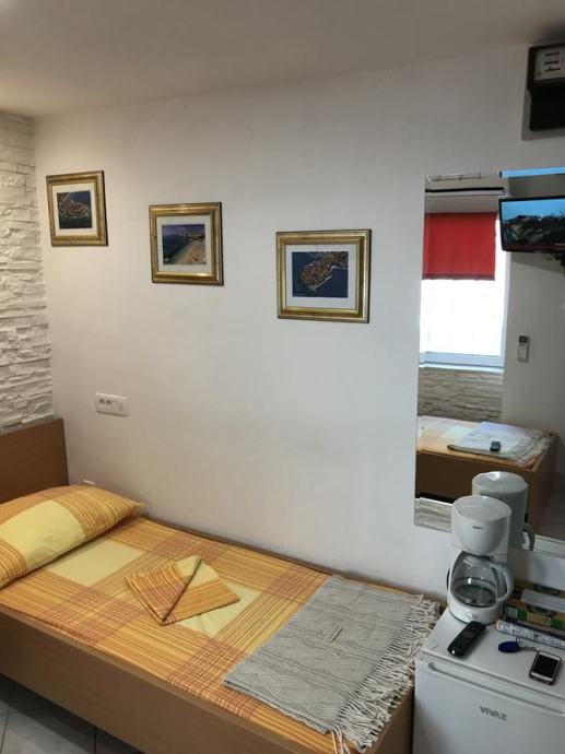 CENTAR GRADA 55M2 DVOSOBAN STAN STUDENTIMA STROGI CENTAR GRADA ...