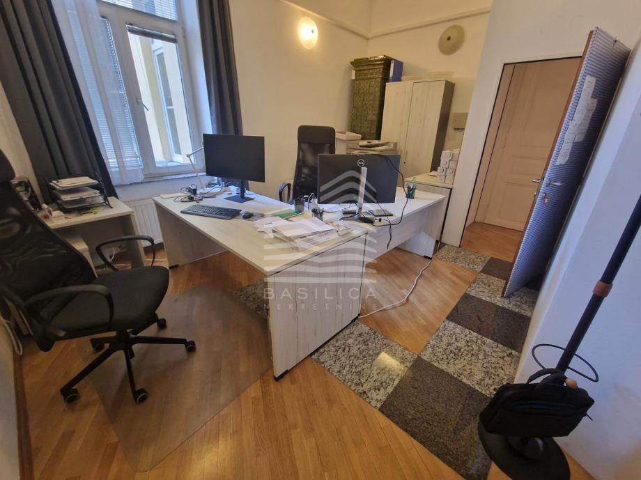 Centar, Gundulićeva, reprezentativno uređen ured od 150 m2 (iznajmljivanje)