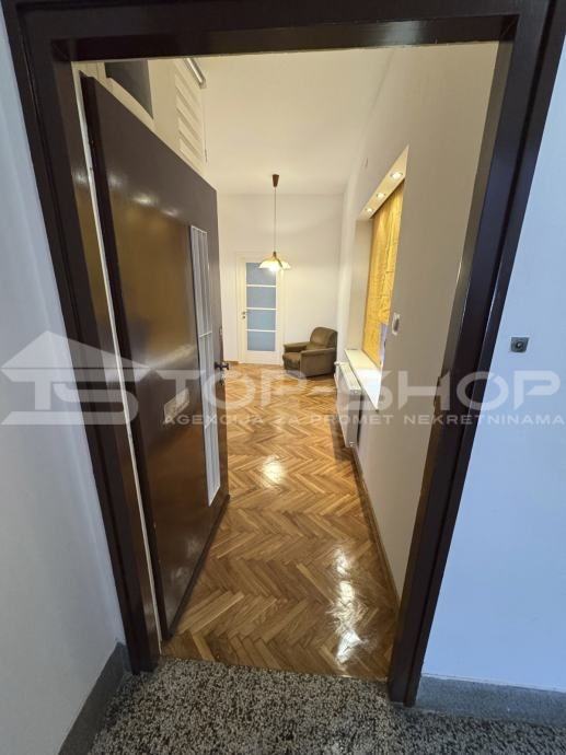 Centar, Martićeva, Novoadaptiran trosoban stan, 85m2 (iznajmljivanje)