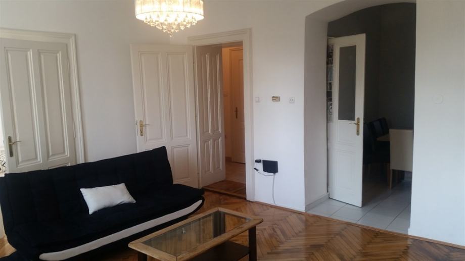 CENTAR, TROSOBAN STAN, 70 m2 (iznajmljivanje)