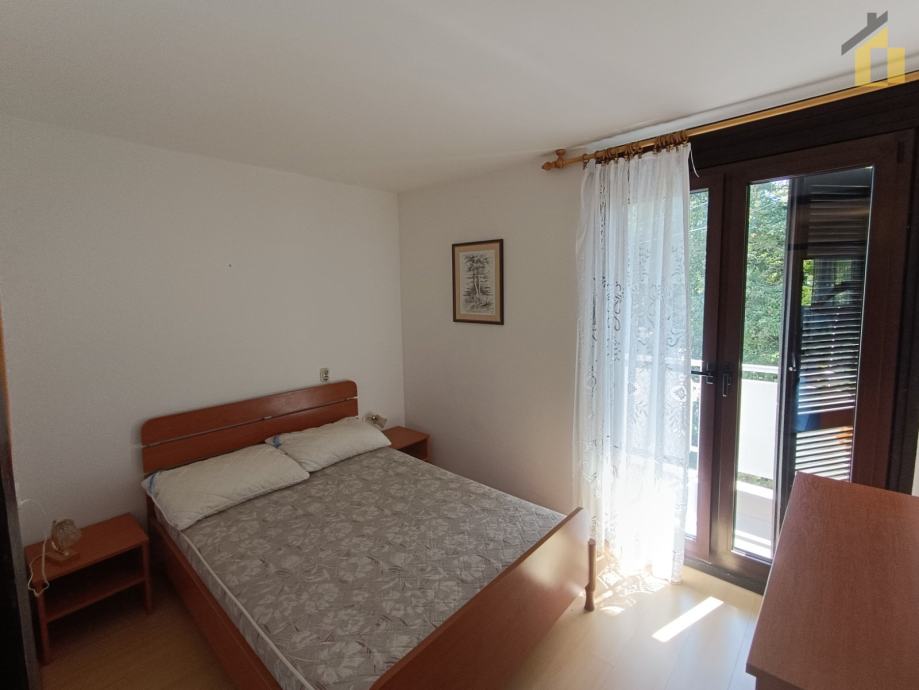 Červar - Porat, 3-sobni apartman, 46,64 m2, 2 loggie (prodaja)