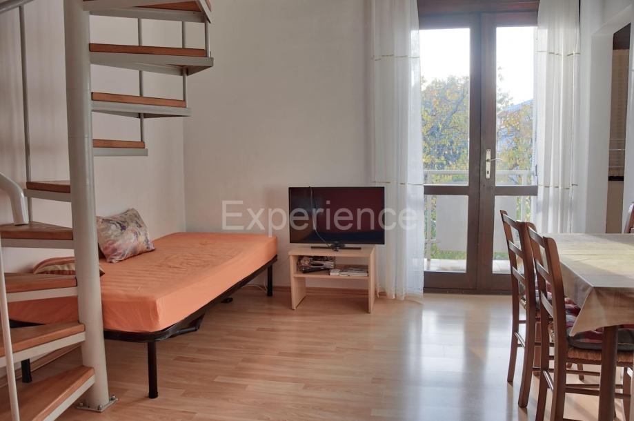 Červar porat - studio apartman sa galerijom! (prodaja)