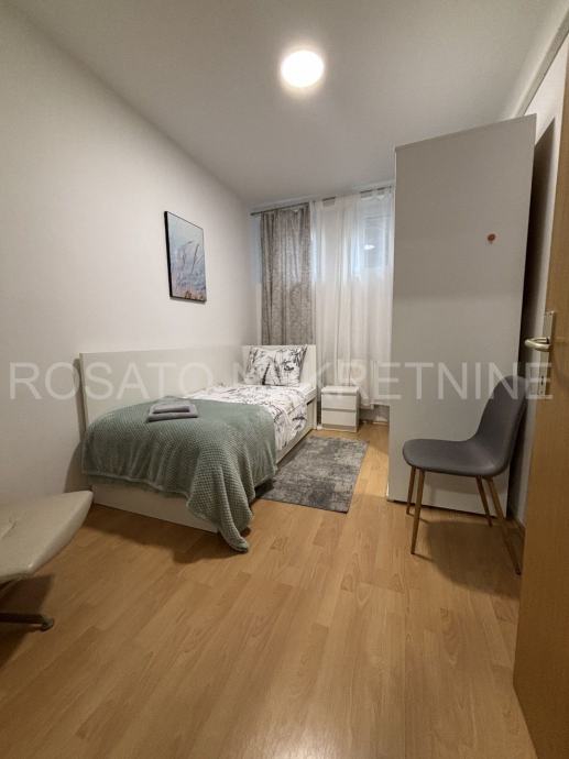 Četverosoban stan 70 m2, Vrbik (prodaja)