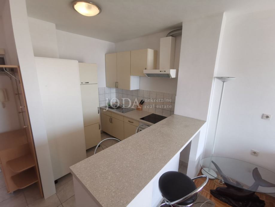 Crikvenica stan 42m2 (prodaja)