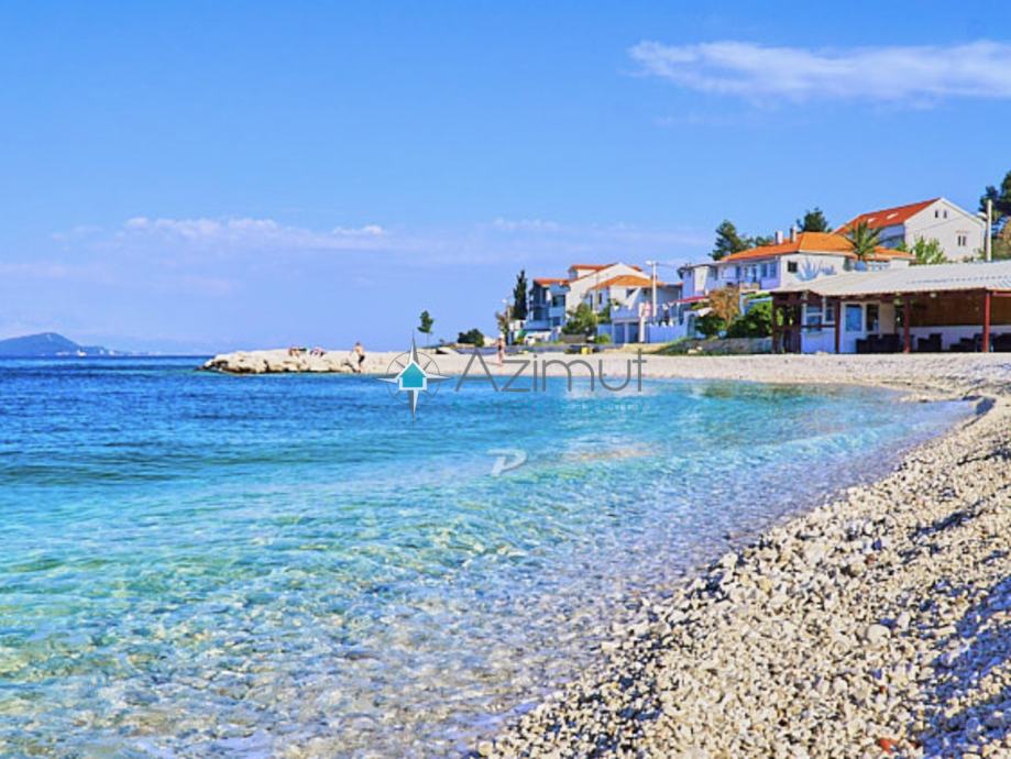 Dalmacija , Otok Čiovo , Arbanija , gradjevinska parcela 4218m2 sa doz