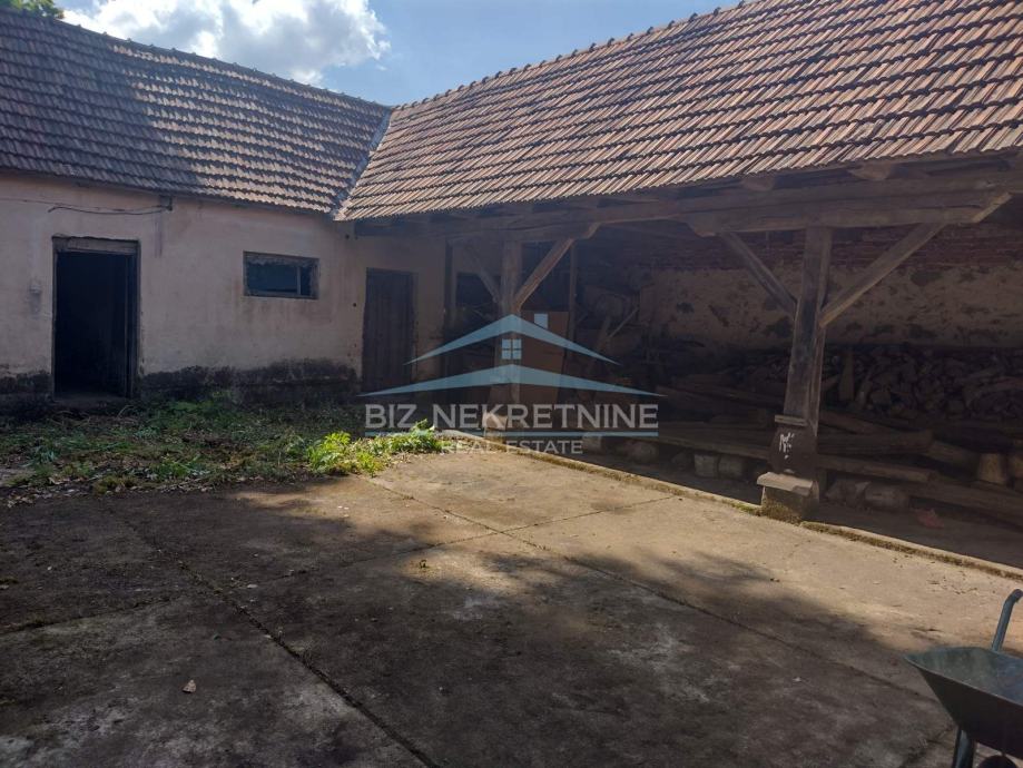 DRAGULJ NA KORANI - kuća+54000 m2