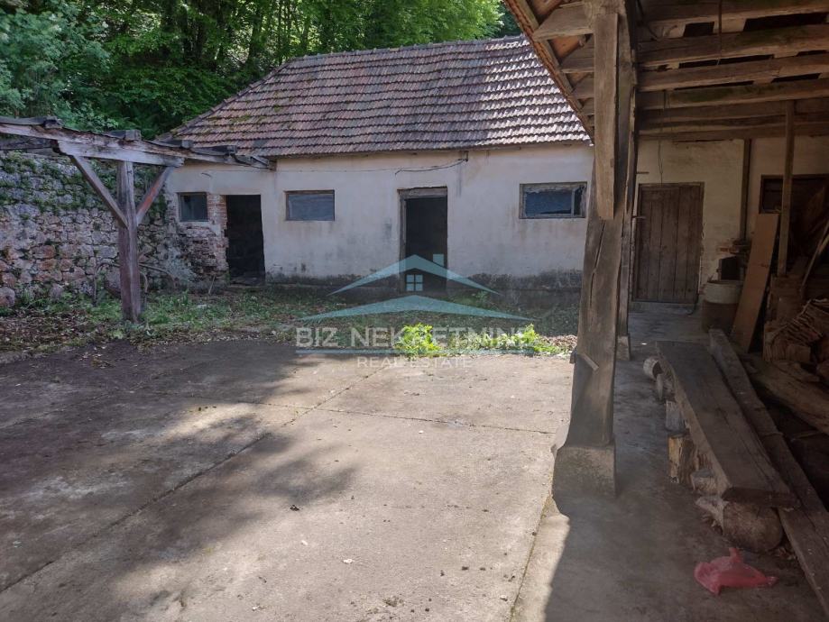 DRAGULJ NA KORANI - kuća+54000 m2