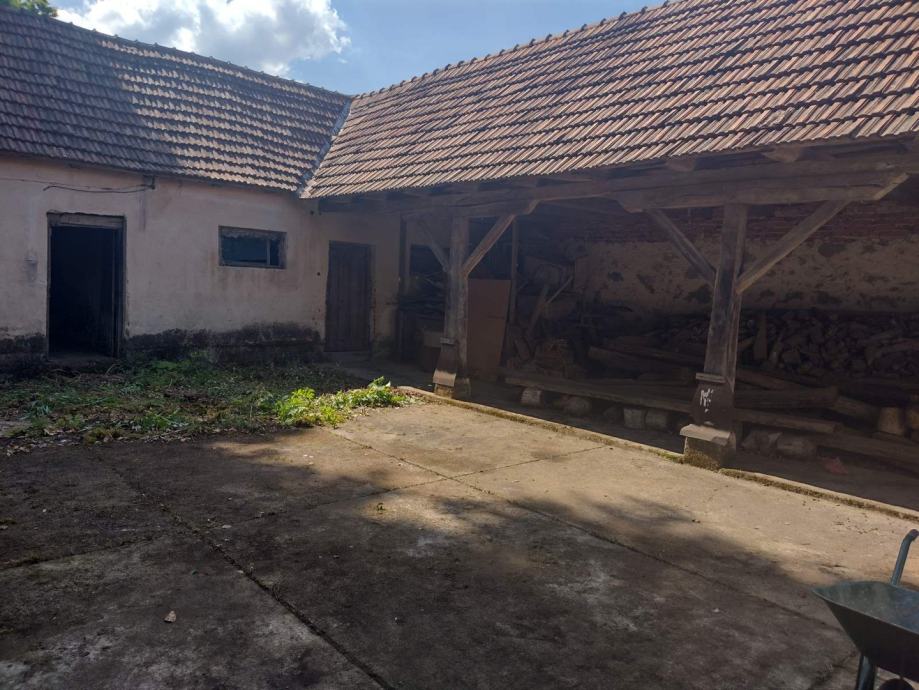 DRAGULJ NA KORANI - kuća+54000 m2