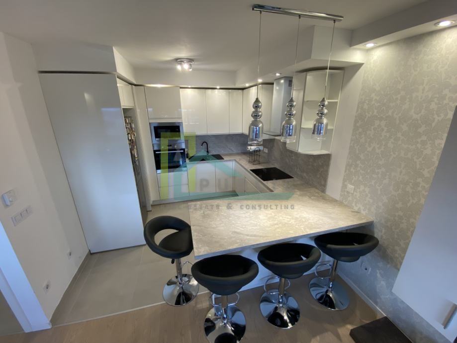 DUBRAVA 65m2, Av.Dubrava (luksuzan trosoban stan + garaža) (iznajmljivanje)