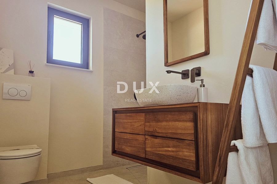 DUGI OTOK, ŽMAN - novoizgrađene DVIJE VILLE s bazenom 150m od mora ...